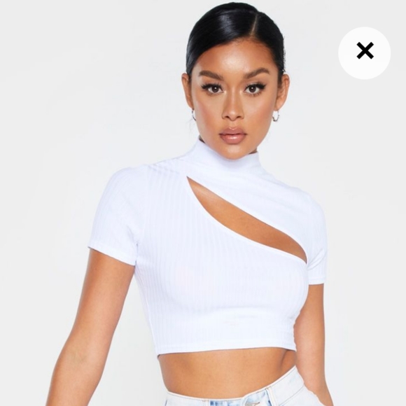 PrettyLittleThing | Tops | Pretty Little Thing Cut Out Crop Top | Poshmark